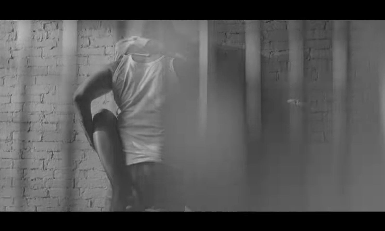 Прижал к стене! Сцена секса Ирины Дубцовой и рэпера Natan | StarHit.ru