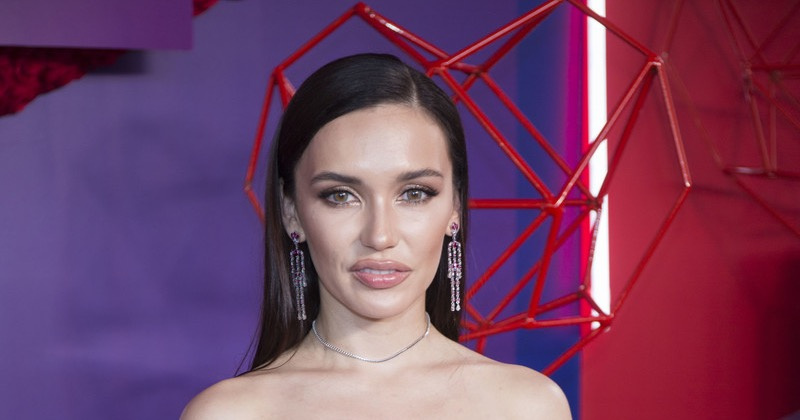 Ольга Серябкина разделась на горнолыжном курорте | STARHIT