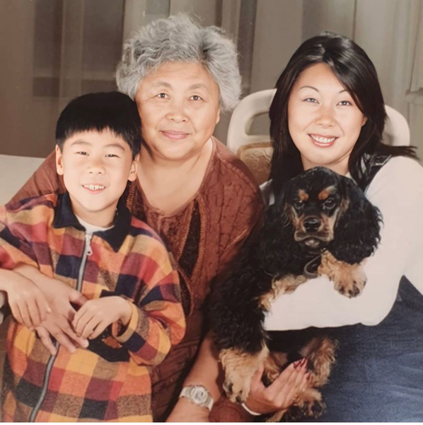 Почему Анита Цой не поддерживала брата, пока он сидел в тюрьме | STARHIT